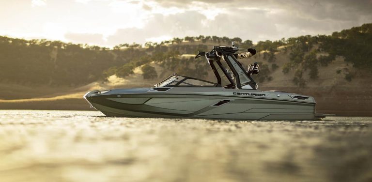 The Ultimate Wakeboard Boat Buying Guide - Wakeboard Traveller